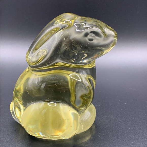 Accents | Art Glass Bunny Rabbit Paperweight Figurine Made In China 35 ...
